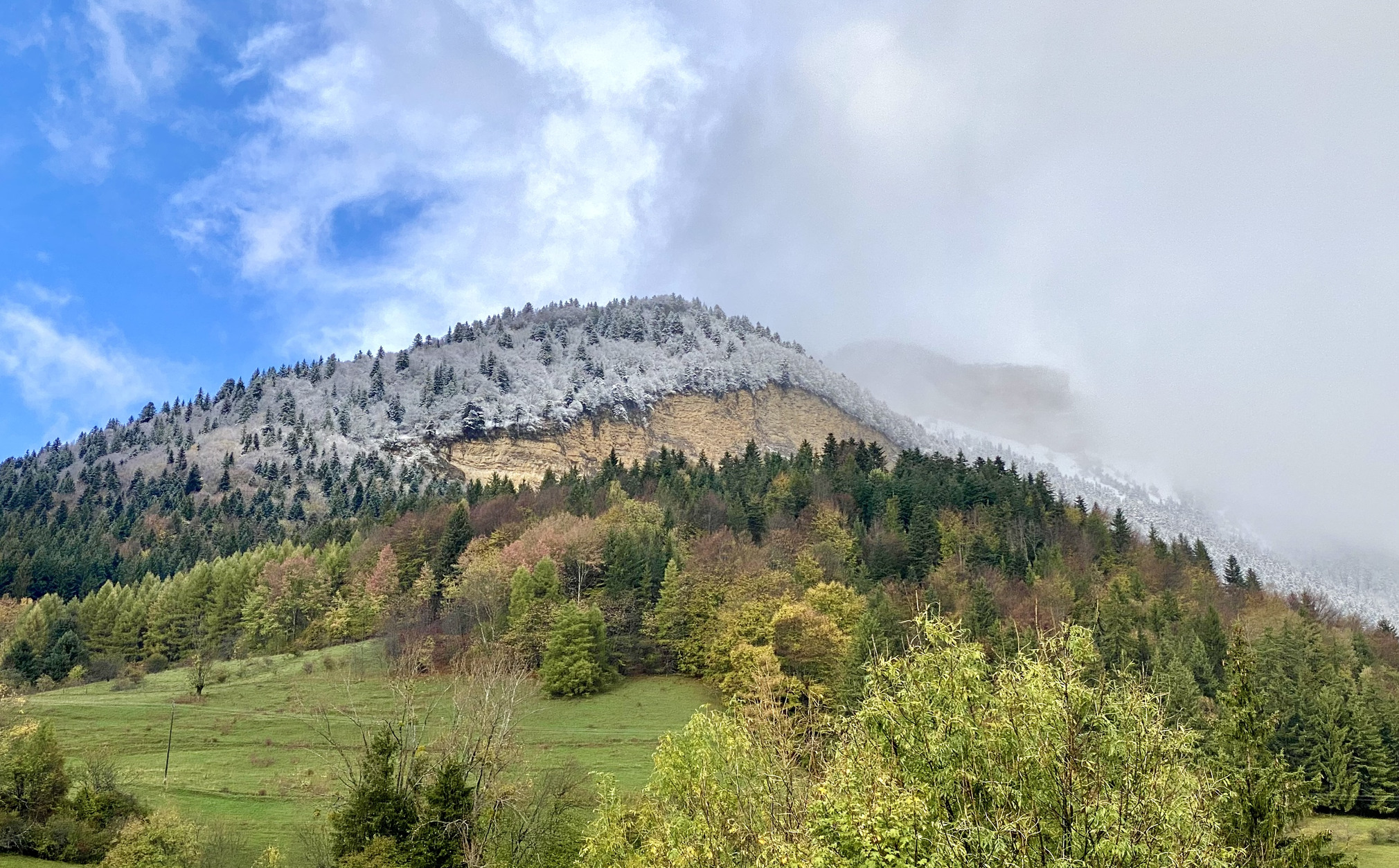 Le Sappey en Chartreuse : Neige au dessus du Sappey en chartreuse