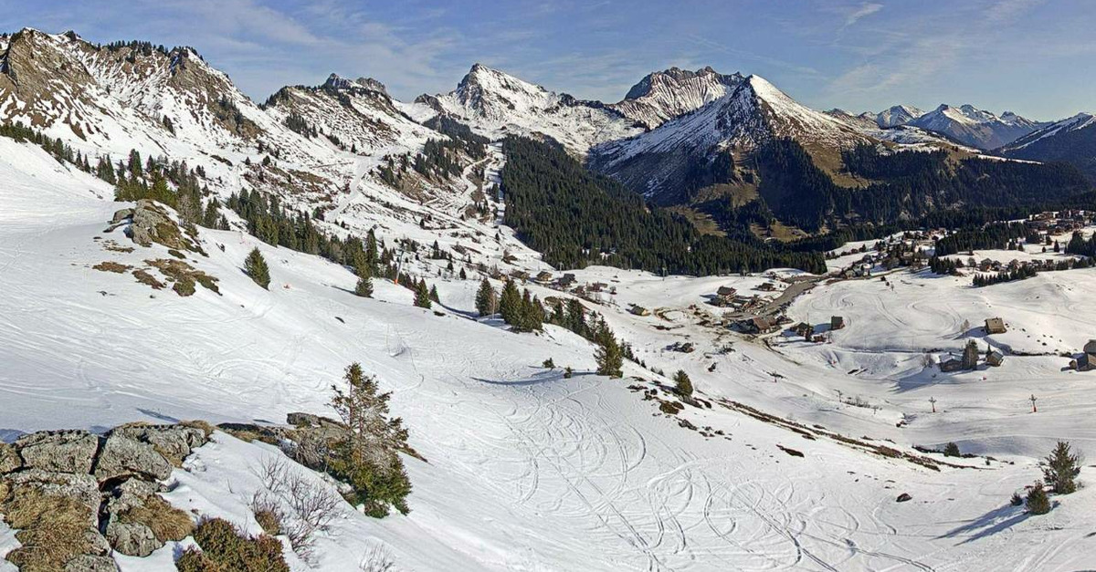 Praz de Lys-Sommand : Belle journée sous le soleil