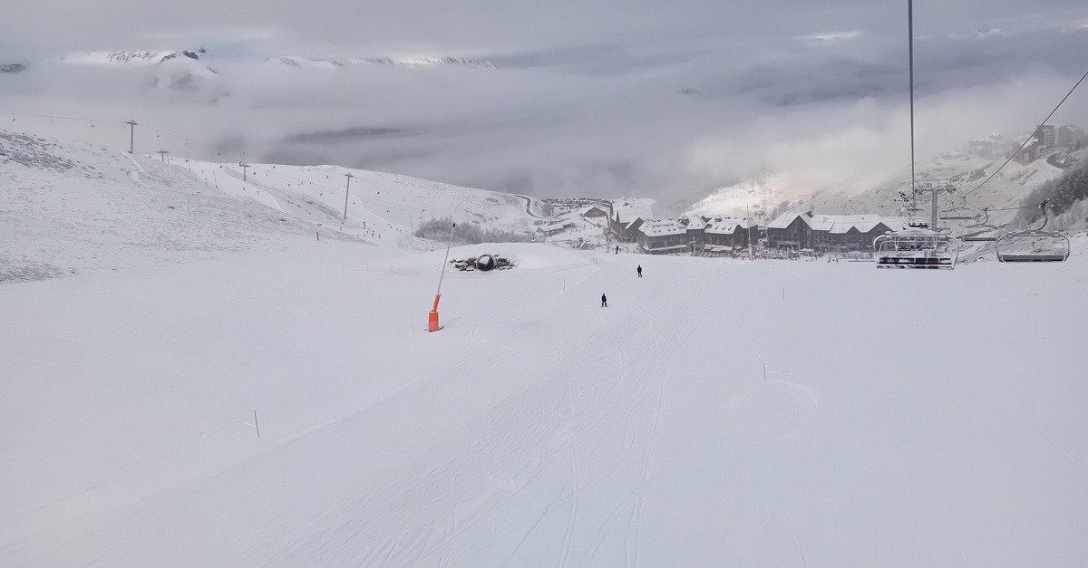 Peyragudes : Encore du brouillard et une petite fraîche fine (vidéo ...